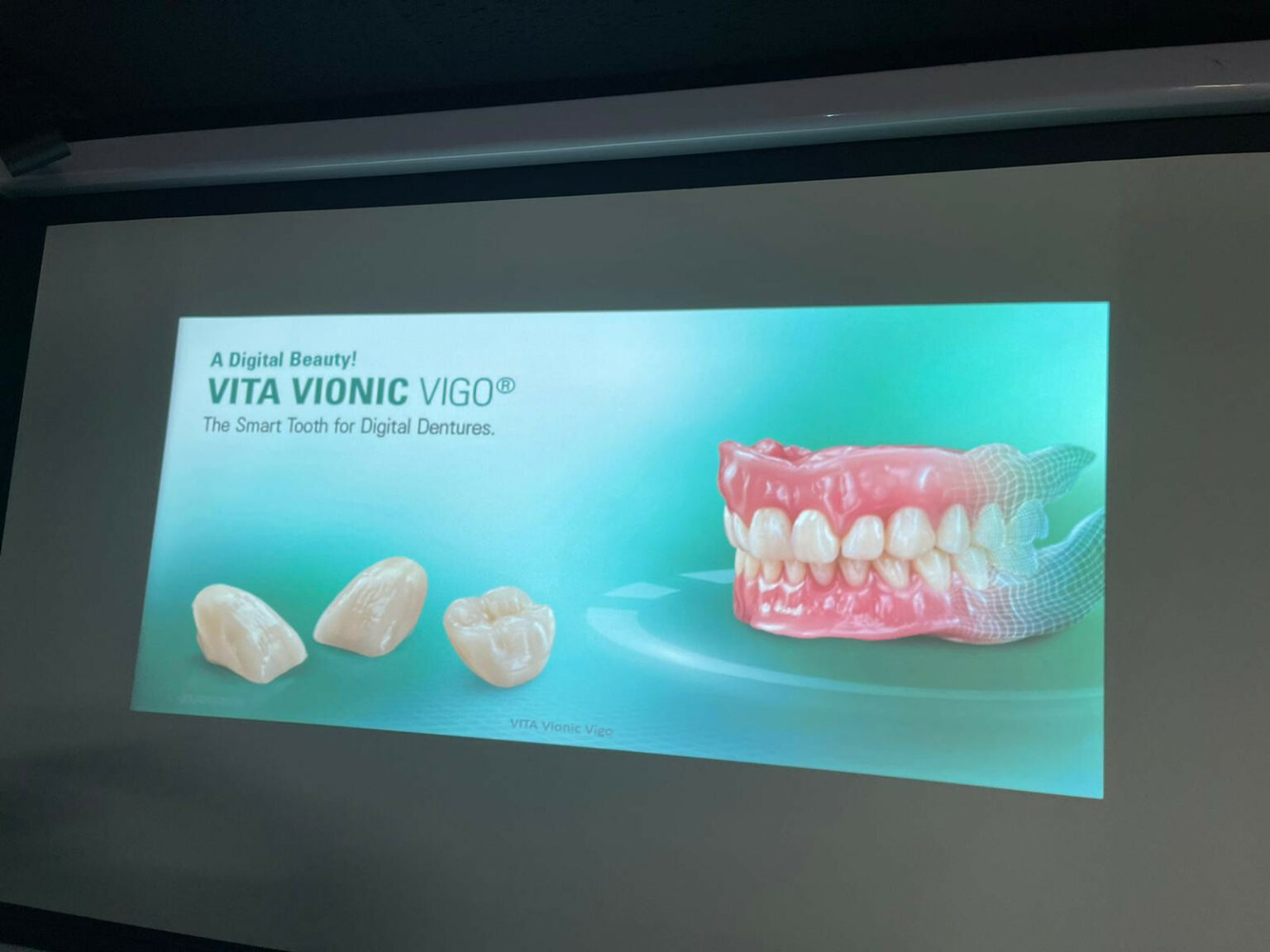 PRIMERA PRESENTACIÓN VITA VIONIC VIGO® - Dent-thel